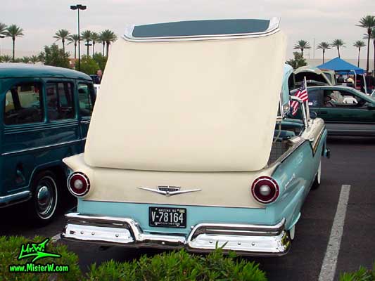 Ford Retractable | 1957 Ford Fairlane Retractable | Classic Car Photo ...